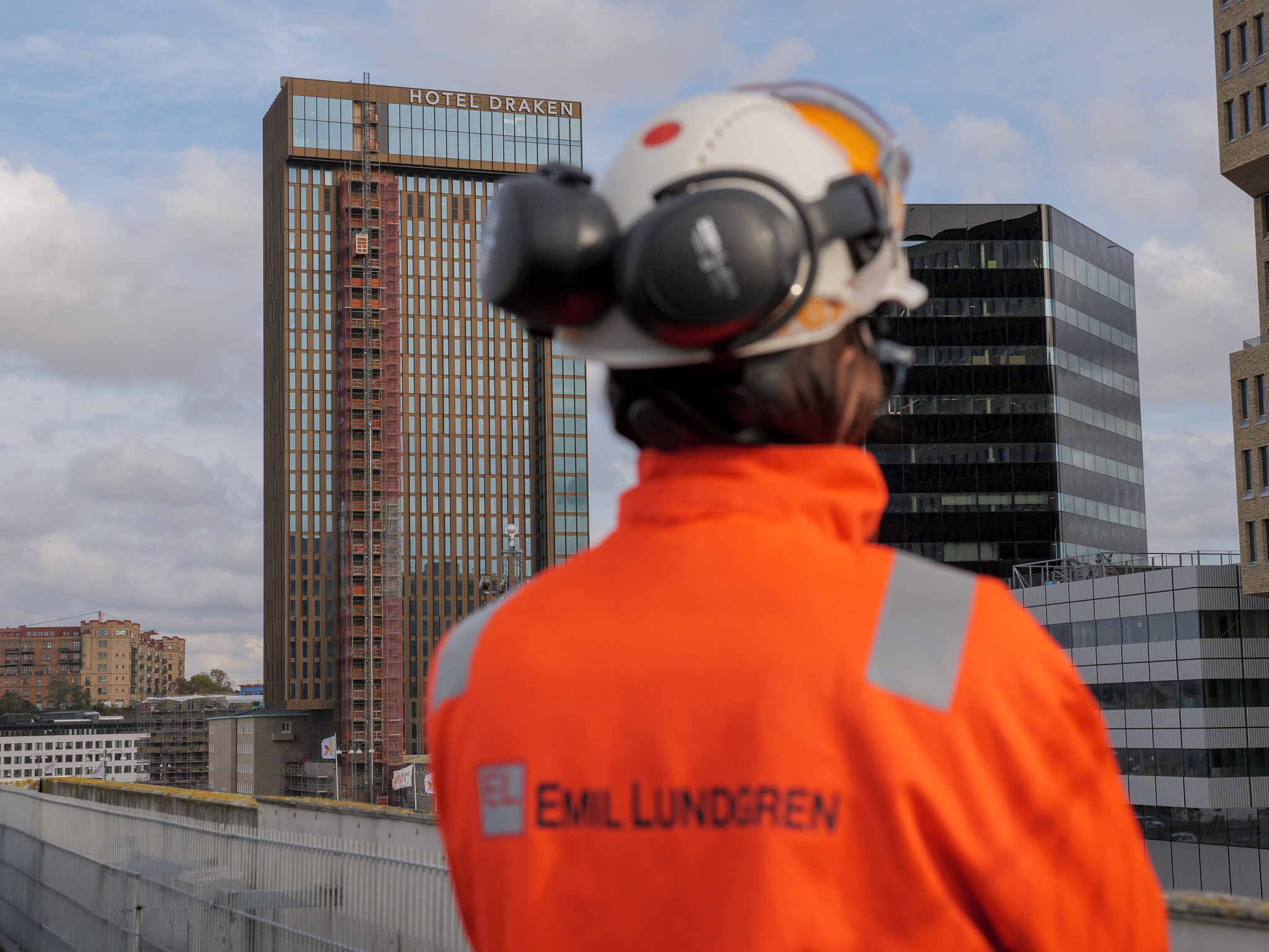 Hotell Draken - Emil Lundgren